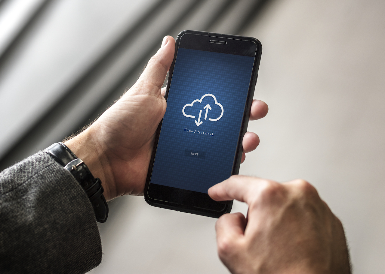 A Business Owner's Guide to Hybrid Cloud With AWS - RedNight